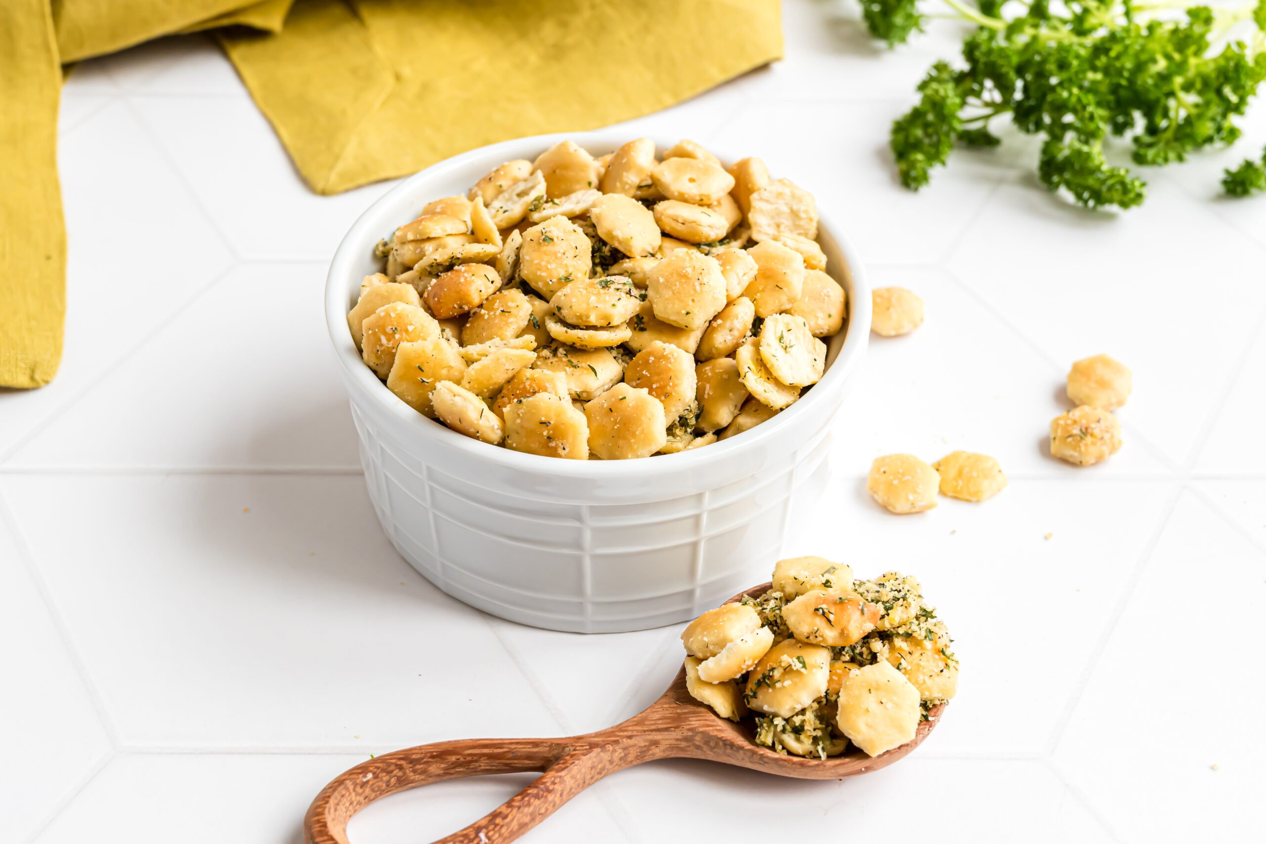 Easy Seasoned Snack and Soup Cracker Recipe - Salads Soups and Sweets